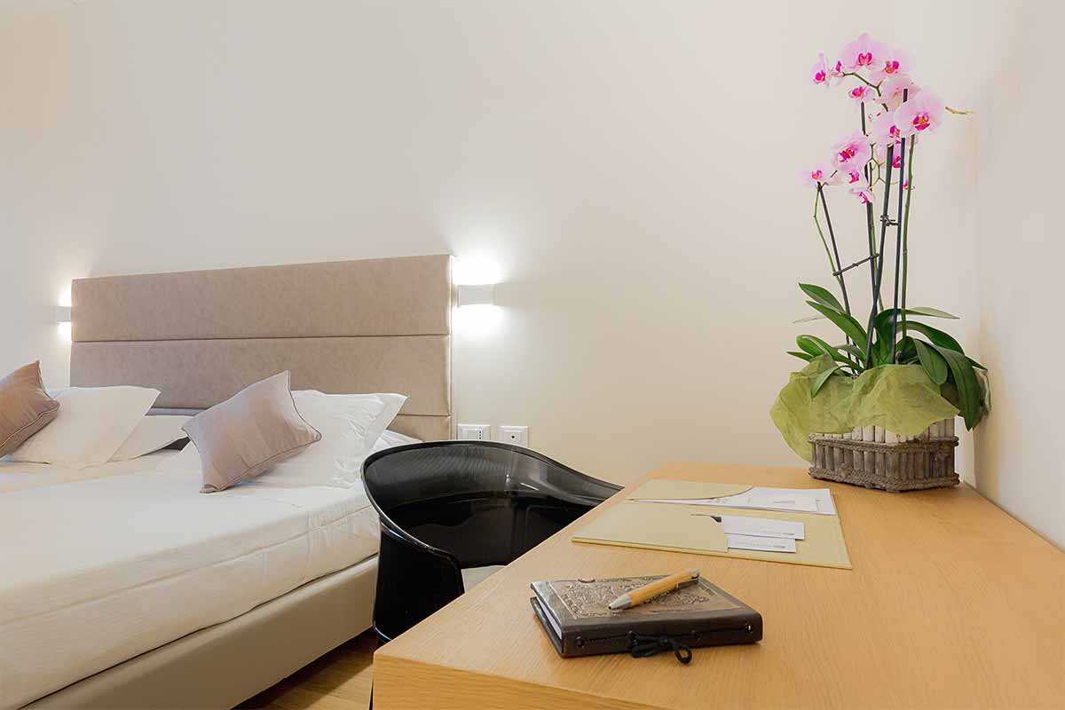 Rooms Palermo Hotel - Hotel Politeama in the center of Palermo